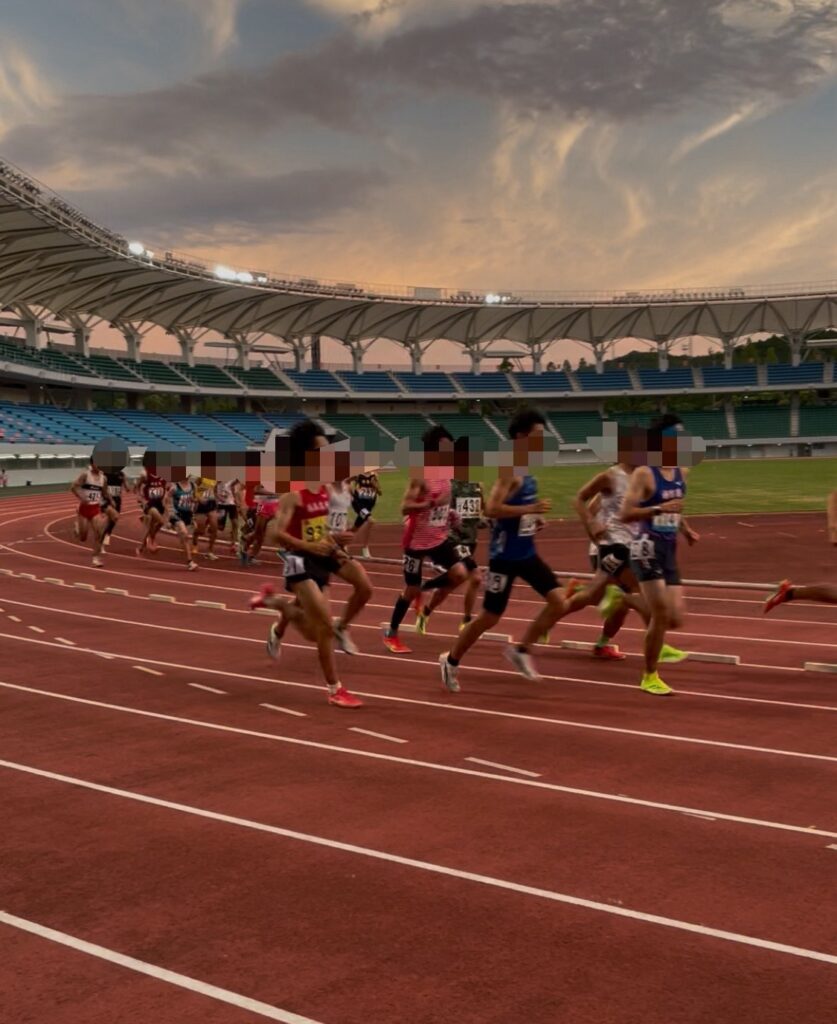 ナイター記録会（3000m）＠諫早トランス・コスモススタジアム・・・初めての3000mの公認レース - ランニングライフ：目指せ自己ベスト！